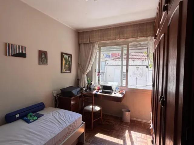Apartamento de 2 quartos e 1 vaga de garagem bairro Santa Cecília Porto Alegre
