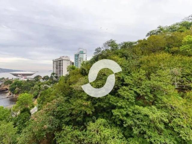 Apartamento de 2 quartos e 2 vagas na praia do Ingá Niterói/RJ