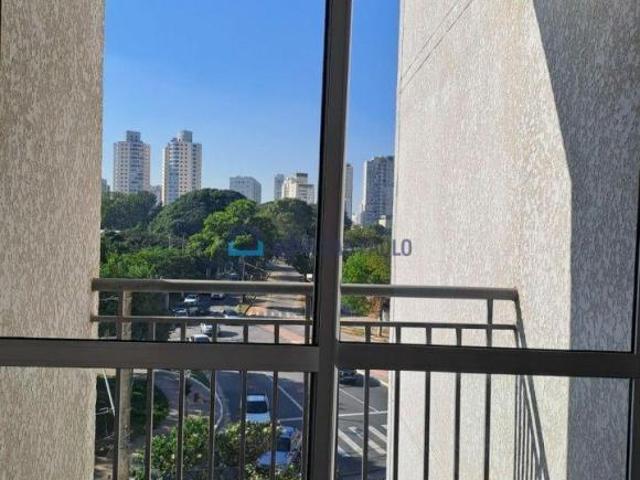 Apartamento de 2 quartos e sacada na Liberdade