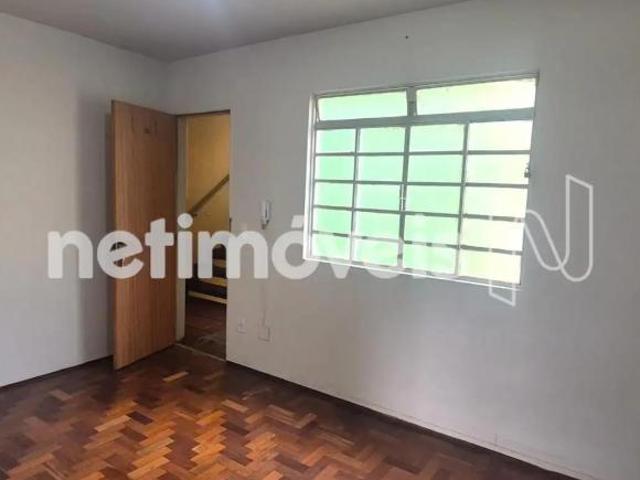 Apartamento de 2 quartos em Condominio