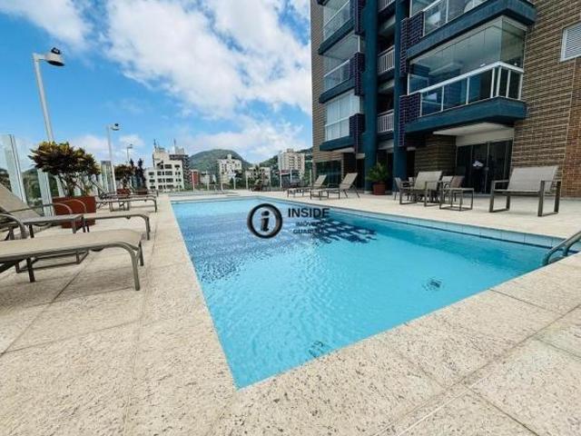 Apartamento de 2 quartos em prédio novo na enseada