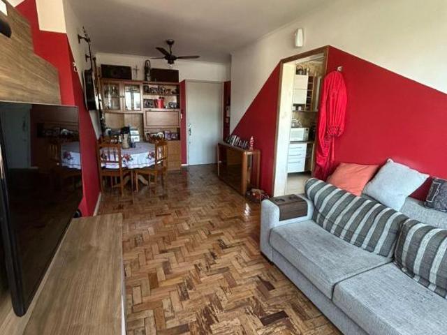 Apartamento de 2 quartos, ótima iluminação e ventilação B. Cristo Redentor