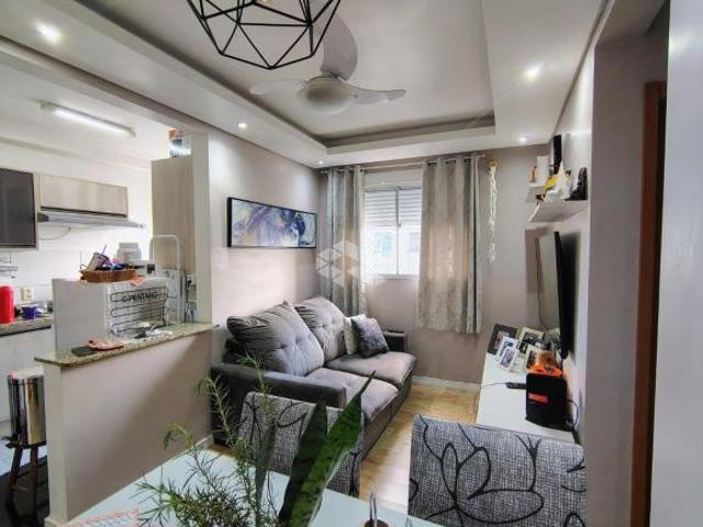 Apartamento de 2 quartos, mobiliado, com vaga, localizado no bairro Leopoldina