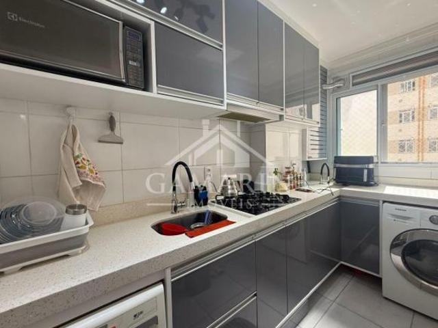 Apartamento de 2 quartos, marcenaria em todos os cômodos vaga de garagem fixa, livre e coberta
