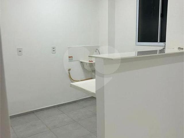 Apartamento de 2 quartos no Condomínio Piazza Platina em Piracicaba/SP