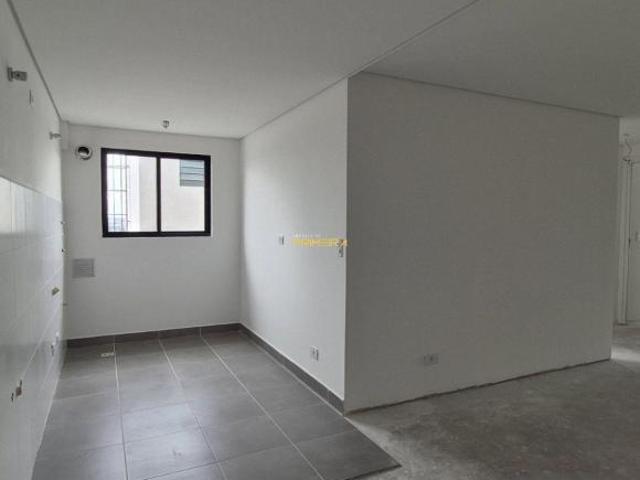 Apartamento de 2 quartos no Cajuru