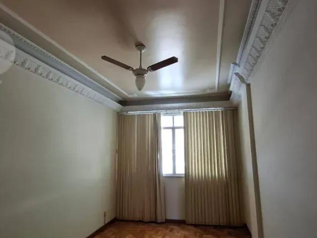 Apartamento de 2 quartos no centro de Niterói