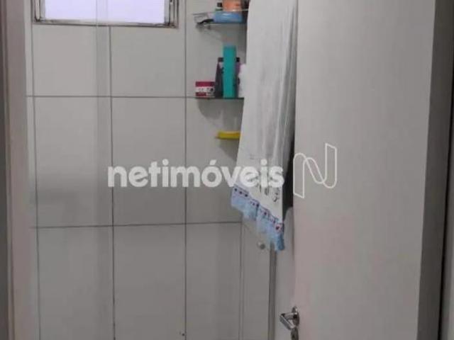 Apartamento de 2 Quartos no Bairro Amarantes