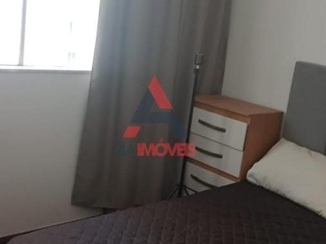 Apartamento de 2 quartos, no bairro Centro, em Juiz de Fora
