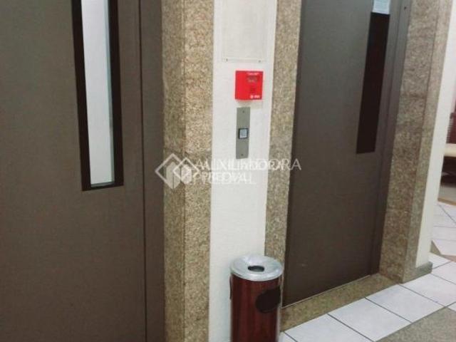 Apartamento de 2 quartos no Menino Deus