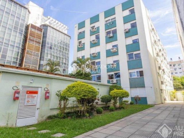 Apartamento de 2 Quartos, no Menino Deus
