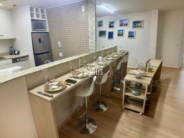 Apartamento de 2 Quartos no Noroeste