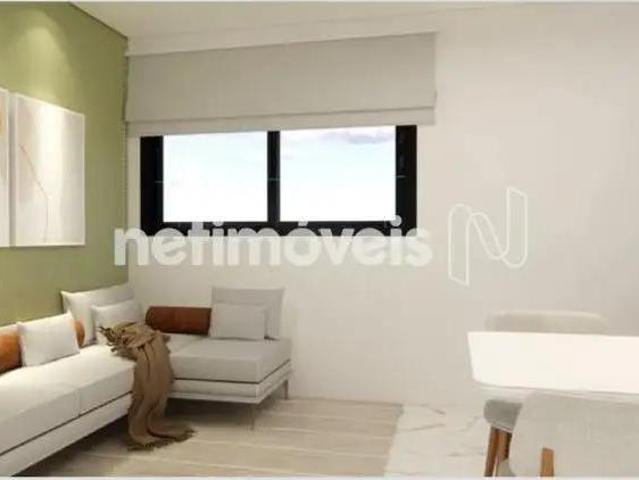 Apartamento de 2 quartos no Santa Mônica