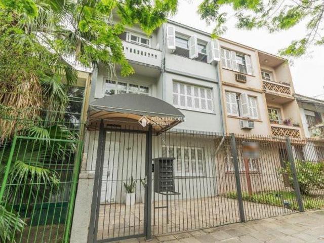 Apartamento de 2 quartos no Petrópolis