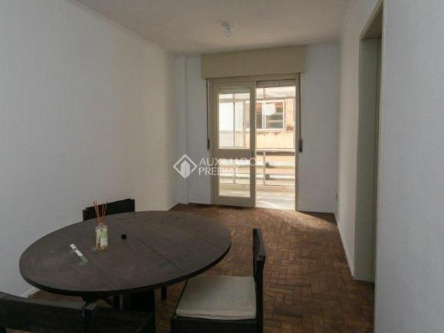 Apartamento de 2 quartos na Cidade Baixa Centro Histórico