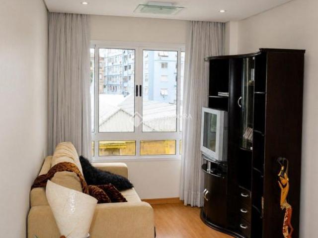 Apartamento de 2 Quartos na Cidade Baixa