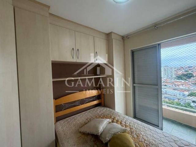 Apartamento de 2 quartos, sacada, andar alto, vaga de garagem
