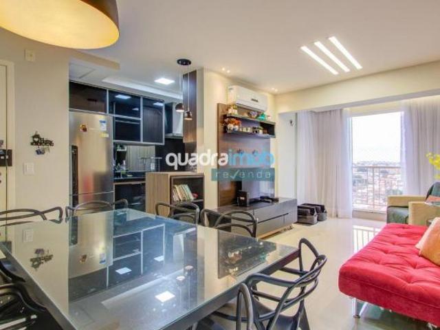 Apartamento de 2 quartos, sendo 1 suíte, no Guará II