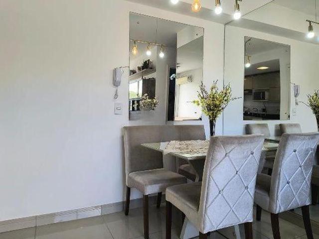 Apartamento de 2 quartos, suíte e 1 vaga de garagem no bairro Jardim Carvalho