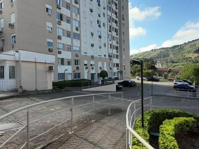 Apartamento de 2 quartos, suíte e 1 vaga de garagem no bairro Jardim Carvalho