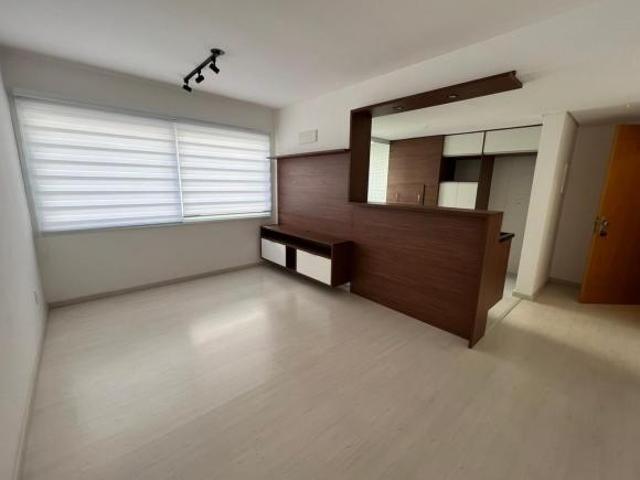 Apartamento de 2 quartos, suíte e 2 vagas de garagem box duplo Higienópolis