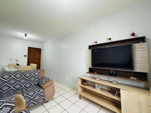 Apartamento de 2 quartos, vaga de garagem, vista livre, ótima localização em Samambaia Norte