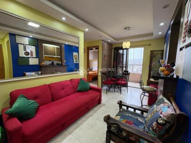 Apartamento de 2 quartos, vaga escriturada, sacada, churrasqueira, mobiliado à venda