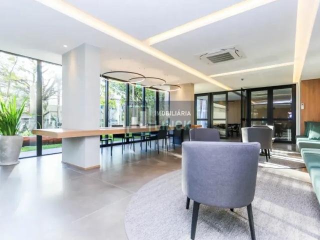 Apartamento de 2 suítes e 2 vagas de garagem no bairro Petrópolis