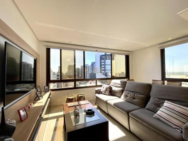 Apartamento de 2 Suítes