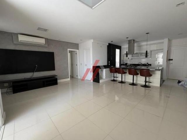 Apartamento de 2 suites e 2 salas em Tamboré, Santana de Parnaíba SP: Oportunidade de compra !