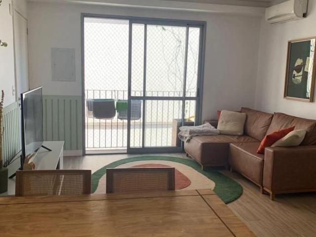 APARTAMENTO DE 2DORMITÓRIOS COM VAGA DE GARAGEM, EM PRÉDIO COM EXCELENTE PADRÃO