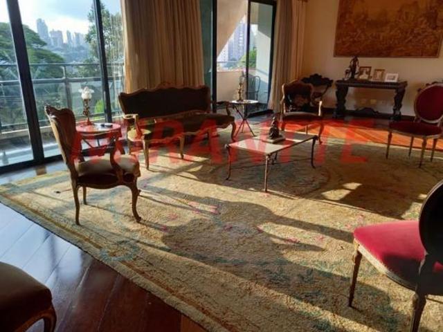 Apartamento de 300m² com 3 quartos