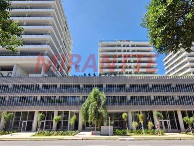 Apartamento de 301m² com 4 quartos