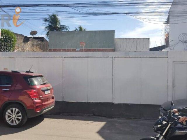 Apartamento de 30 m² na Dom Carloto Távora Parangaba Fortaleza CE, aluguel por R$ 700/mês