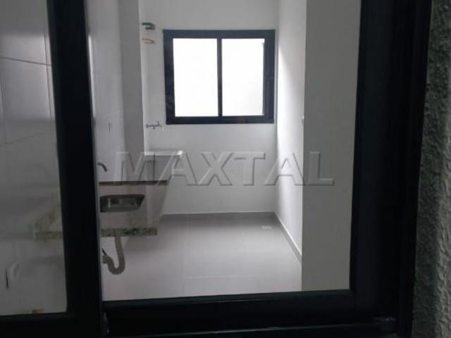 Apartamento de 30 m², 1 dormitório, 1 banheiro, elevador, prédio de 2 andares no Tucuruvi