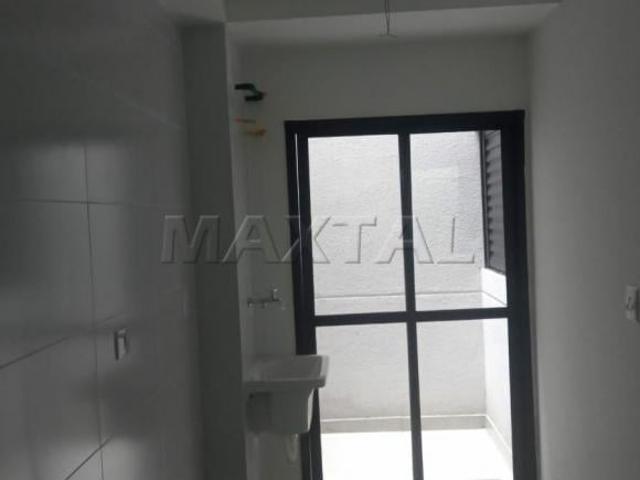 Apartamento de 30 m², 1 dormitório, 1 banheiro, elevador, prédio de 2 andares no Tucuruvi