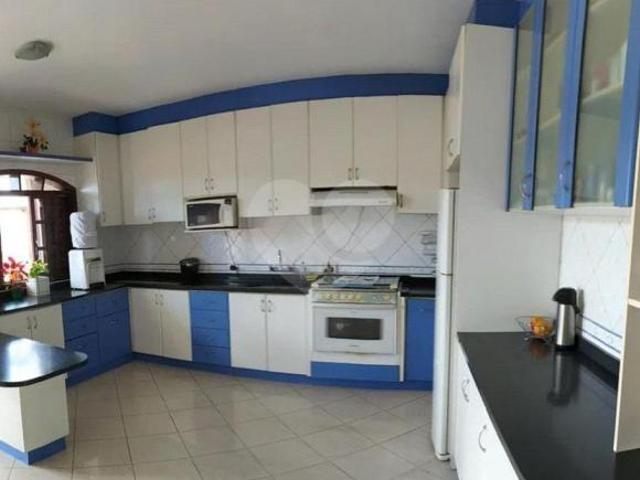 Apartamento de 312m² a venda no Campo Comprido