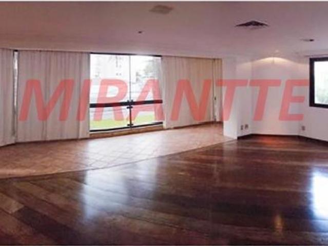 Apartamento de 315m² com 4 quartos
