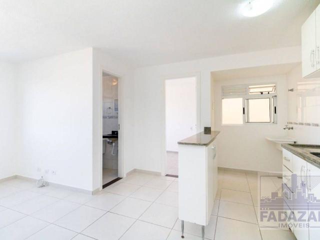 Apartamento de 31 m² na Reinaldo Thá Cajuru Curitiba PR, aluguel por R$ 1.650/mês