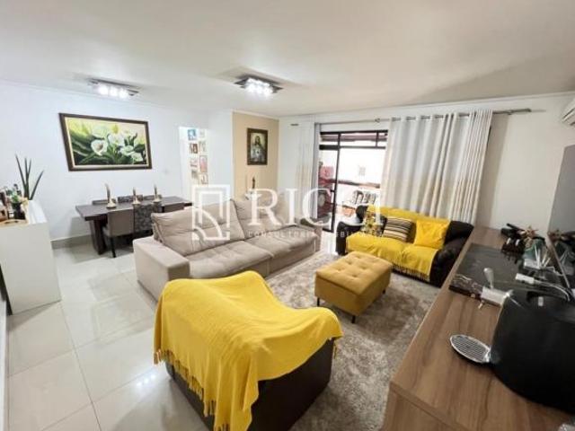 Apartamento de 3/1 suíte