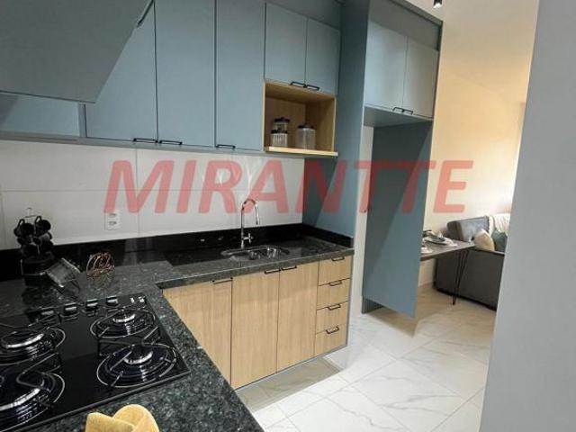 Apartamento de 31m² com 2 quartos
