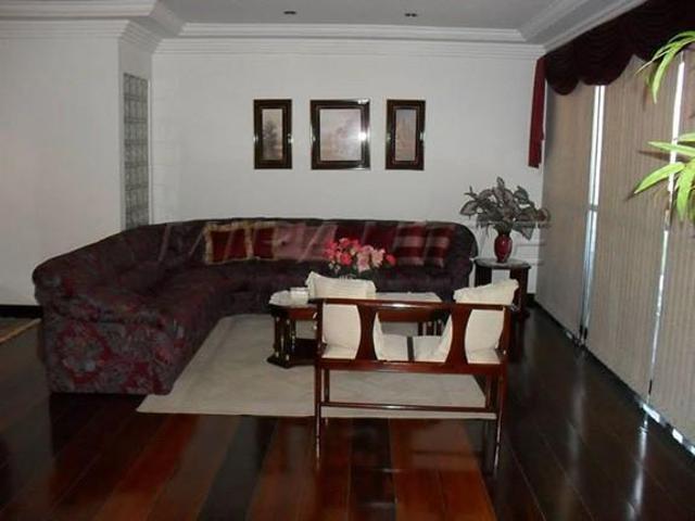 Apartamento de 325m² com 4 quartos