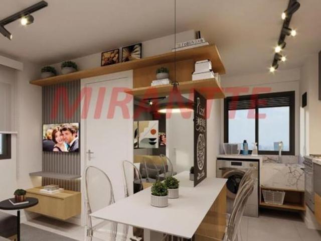 Apartamento de 32m² com 2 quartos