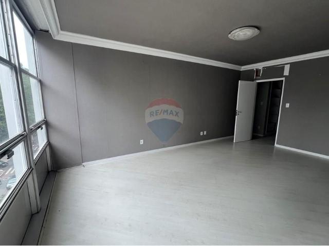Apartamento de 330 m² em Higienópolis – 4 Suítes e 2 Vagas – Localização Premium