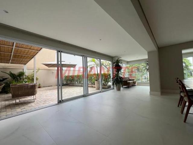 Apartamento de 335m² com 4 quartos