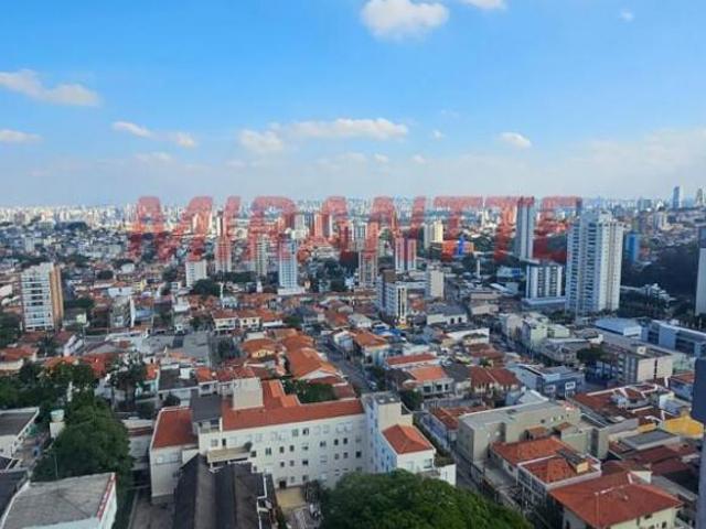 Apartamento de 34m² com 2 quartos
