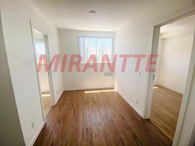 Apartamento de 34m² com 2 quartos