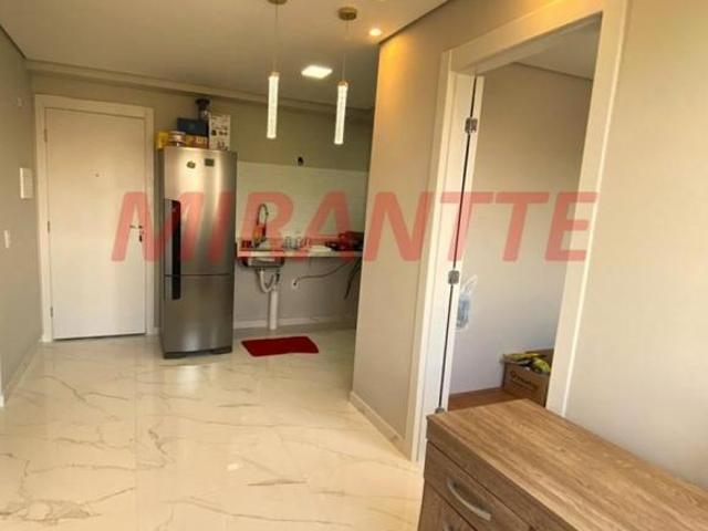 Apartamento de 35m² com 2 quartos