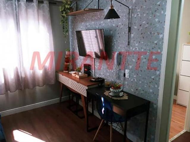 Apartamento de 35m² com 2 quartos