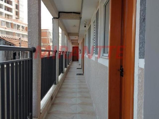 Apartamento de 35m² com 2 quartos